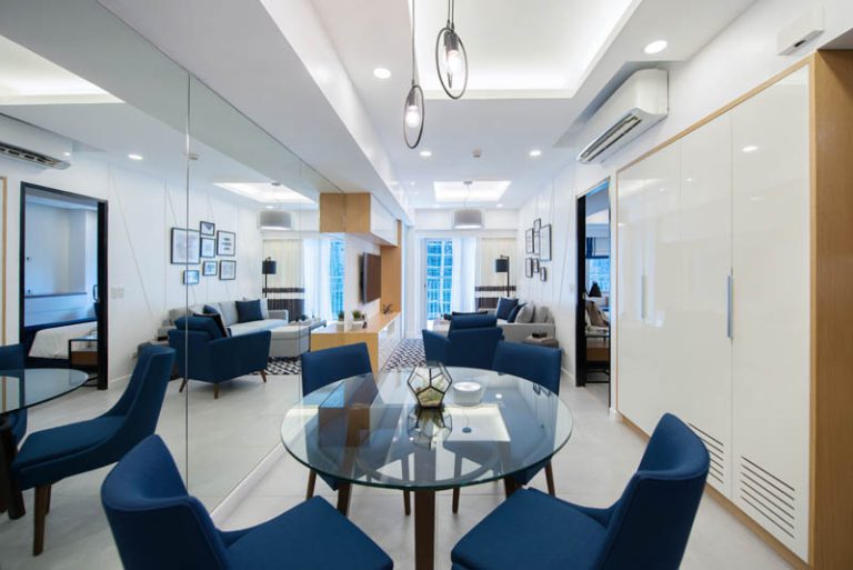 Rock Robins offers comprehensive standards for interior design. Learn ...